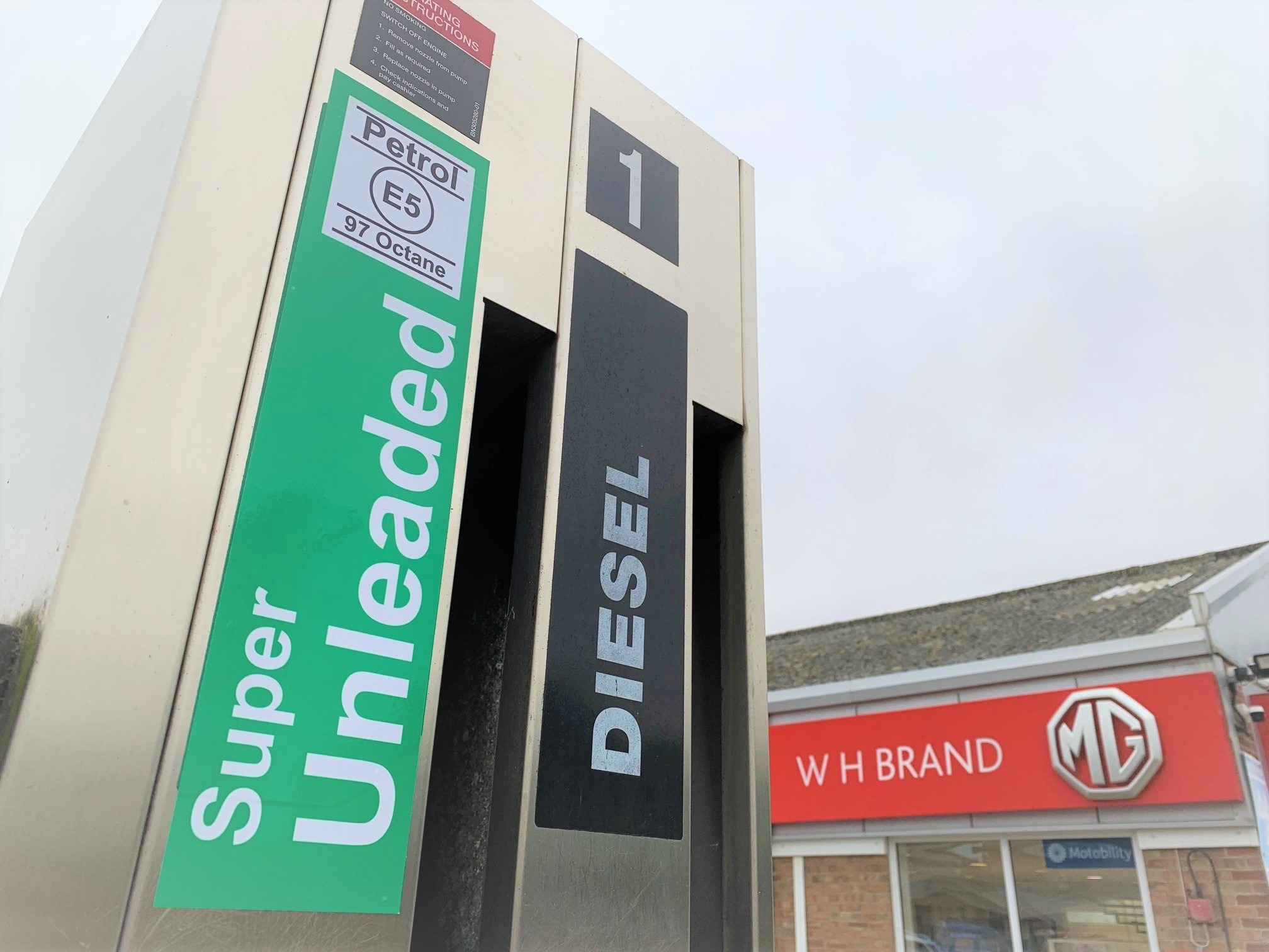 Super Unleaded E5 97 Octane W H Brand Whaplode Drove Near Spalding Super Unleaded E5 97 Octane W H Brand Whaplode Drove Near Spalding